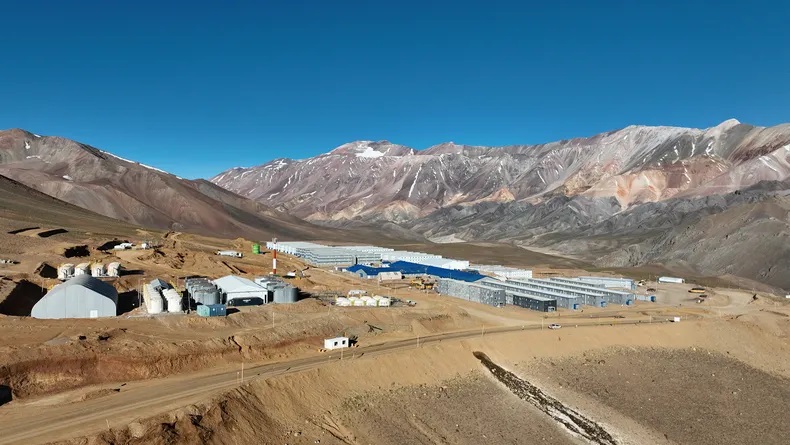 Veladero festejó 2 décadas de producción y aporte económico para San ...